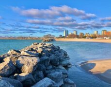 10 Best Lake Michigan Beaches in the Milwaukee Area (2025) - Milwaukee ...