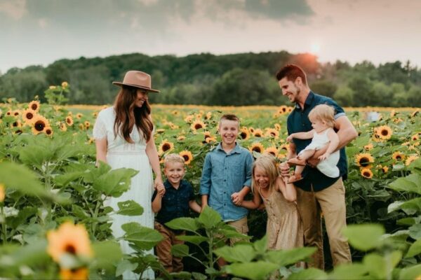 13 Best Sunflower Farms & Fields Near Milwaukee (2025 Guide ...