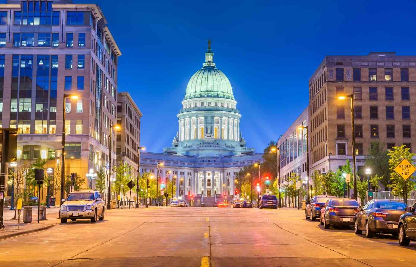 Top 10 Wisconsin Weekend Getaways For Families (2025) - Milwaukee With Kids
