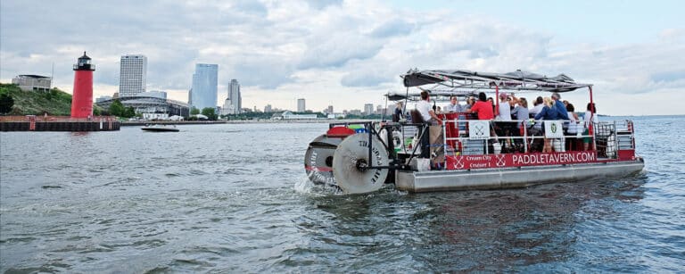 10 Fun Milwaukee Boat Tours and Rentals (2023) - Milwaukee With Kids