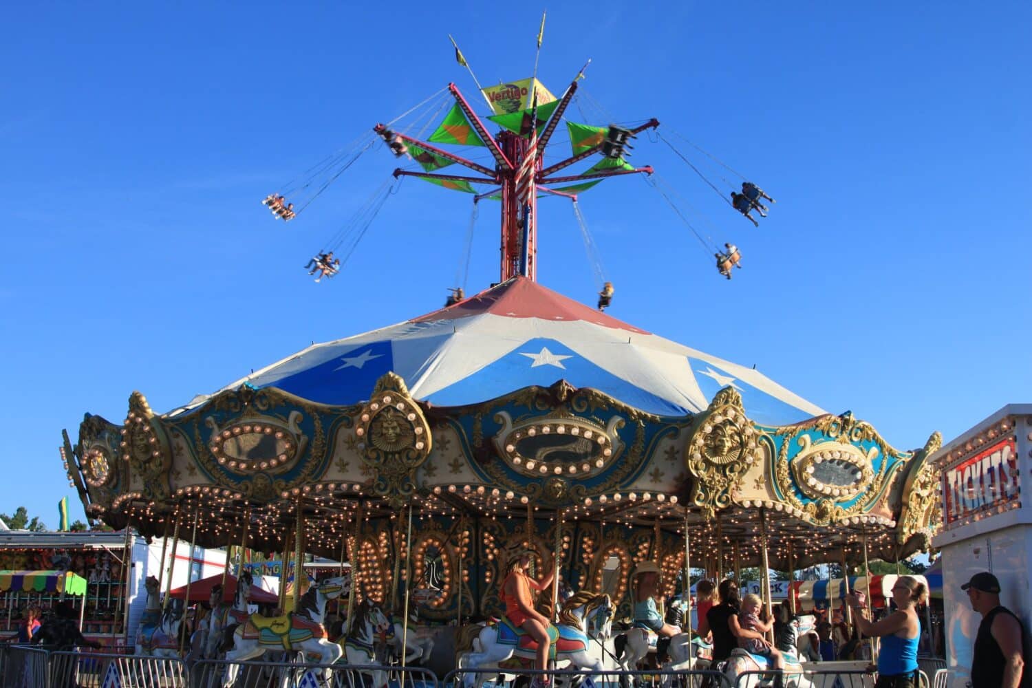 25 Milwaukee Festivals Happening This Summer (2023) - Milwaukee with Kids