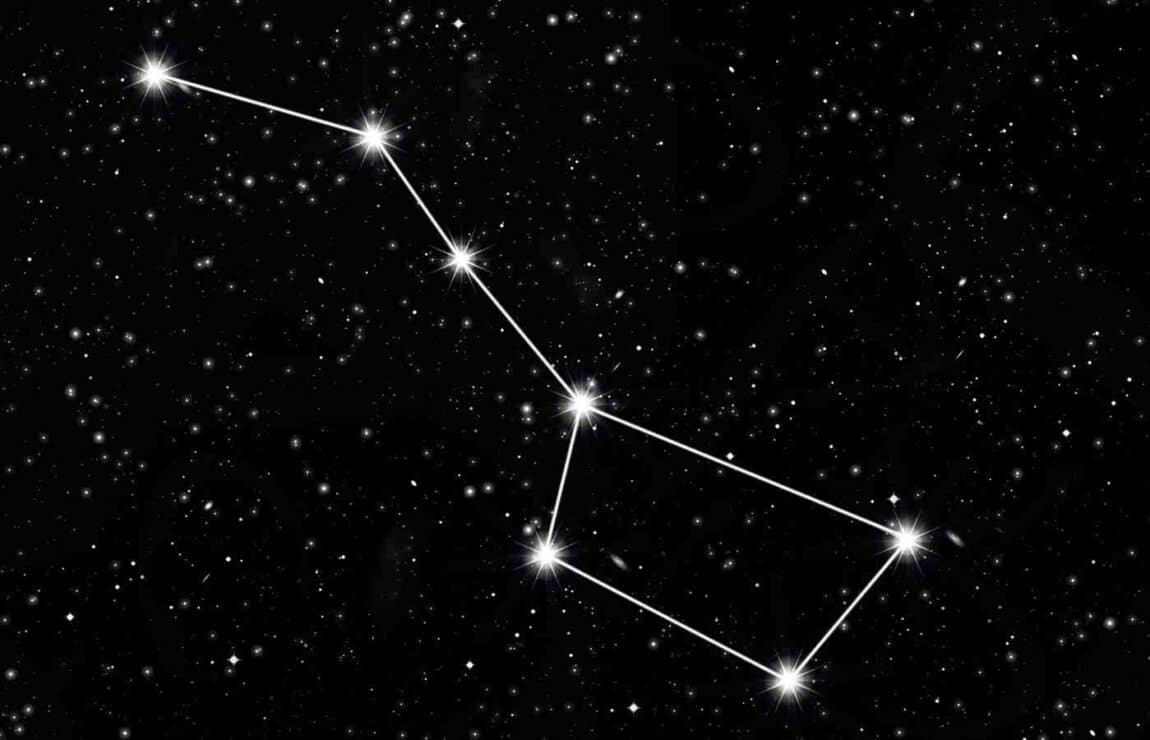 25 Best Flashlight Games For Kids (2025) - Milwaukee With Kids