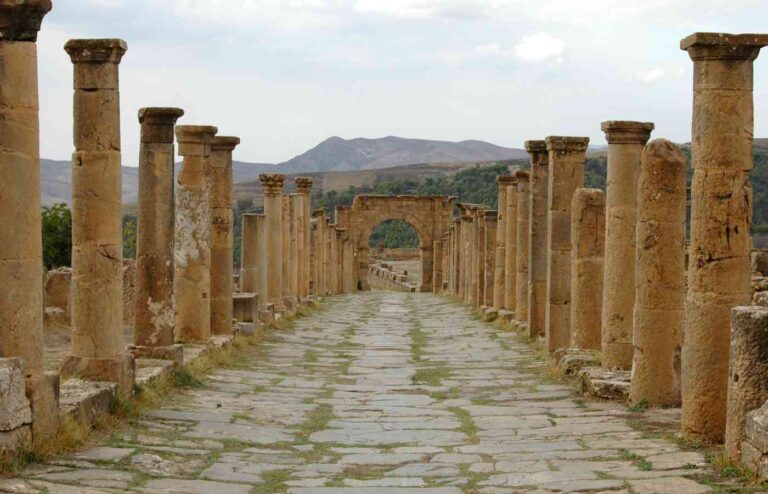 100 Fascinating Facts About Ancient Rome for Kids (2025) - Milwaukee ...