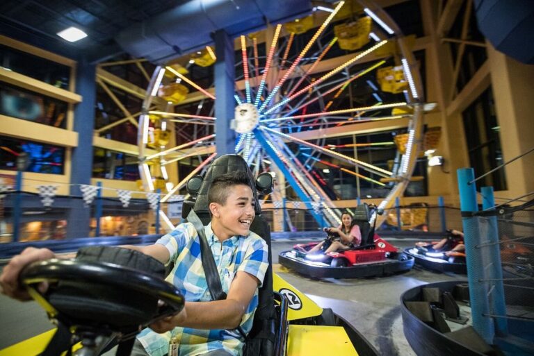 5 Best Indoor Amusement Parks in the Wisconsin Dells (2025) - Milwaukee ...