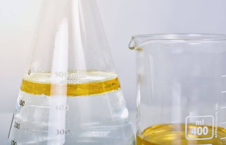 Oil & Water: A Magic Mixing Experiment For Kids - Milwaukee With Kids