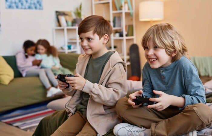 Fortnite Birthday Bash: How To Plan The Ultimate Fort Party - Milwaukee ...