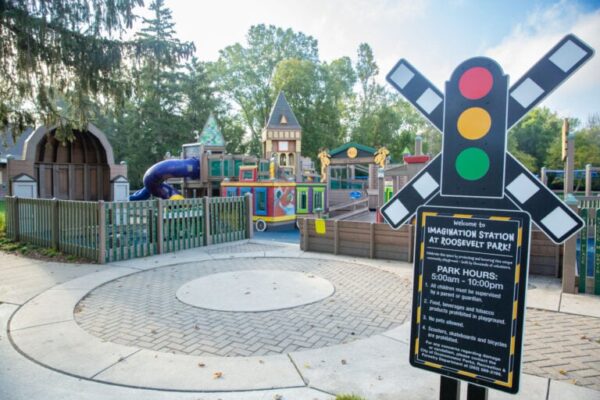 25 Must-Visit Playgrounds in the Milwaukee Area (2026) - Milwaukee With ...