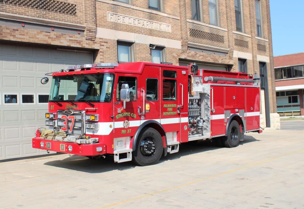 Milwaukee Fire Museum Now Open For Tours (2025) - Milwaukee With Kids