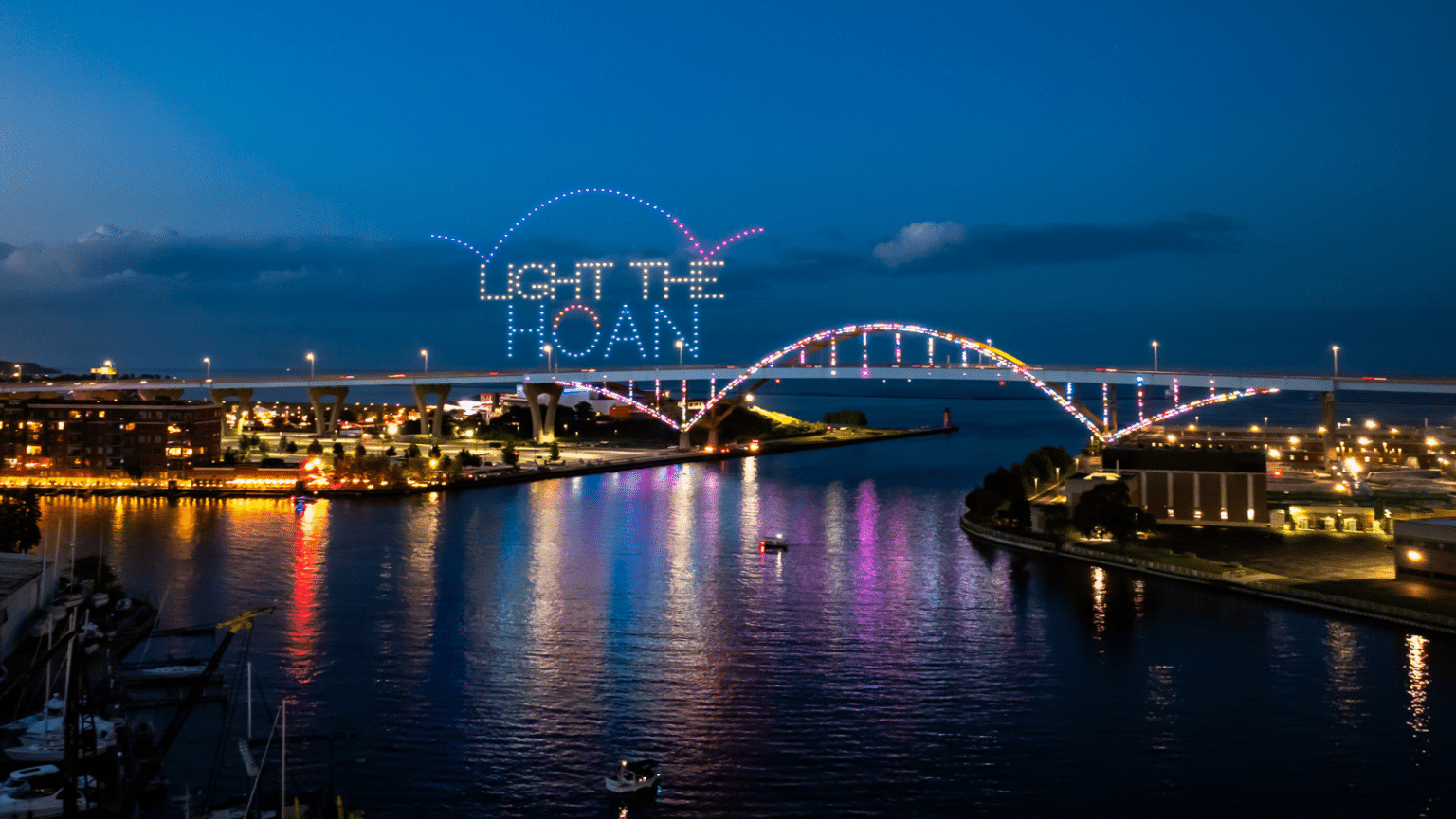 Milwaukee Holiday Lights to See in 2025: Free Displays & More ...