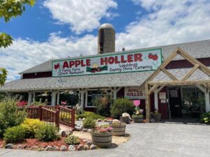 Apple Holler: A Lively Apple Picking Adventure for Families - Milwaukee ...