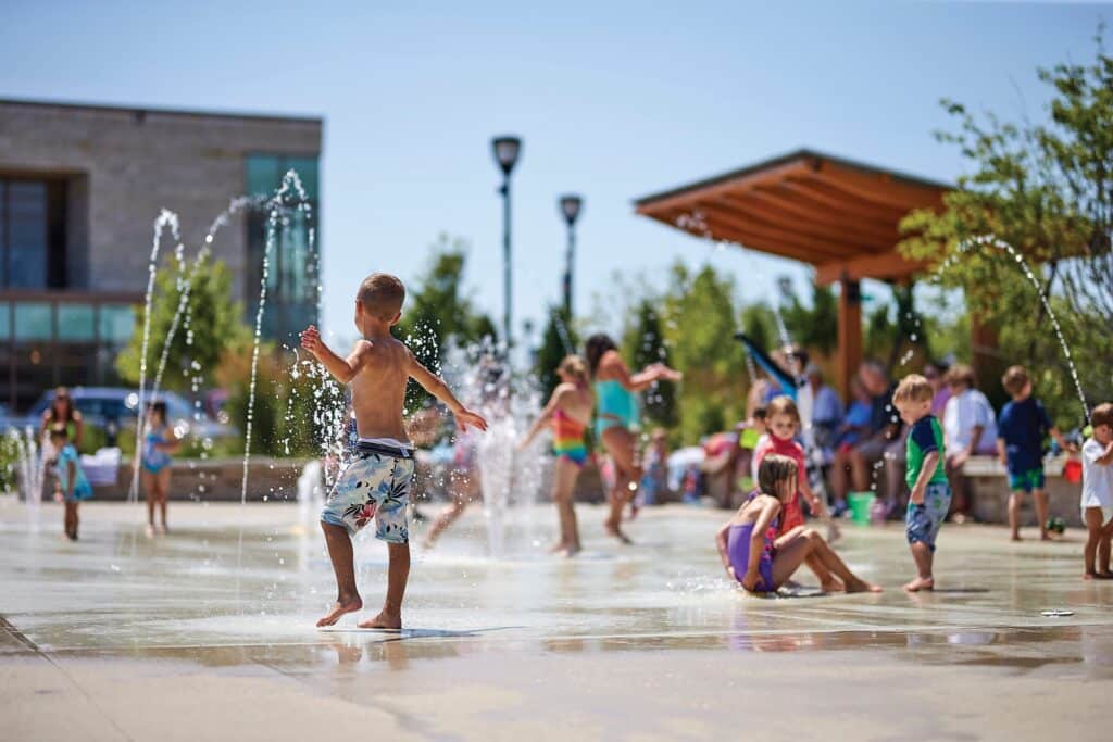 25 Best Splash Pads & Wading Pools Around Milwaukee (2026) - Milwaukee ...