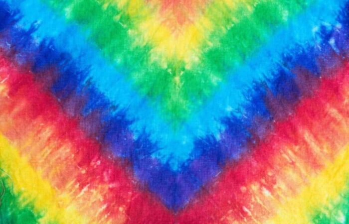 10 Easy Tie-Dye Patterns for Kids (2025) - Milwaukee With Kids