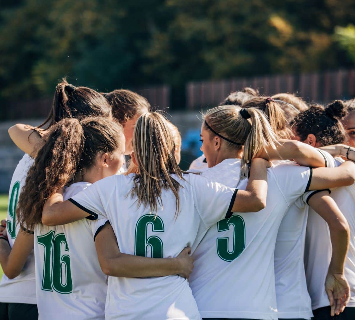 50 Best Birthday Party Ideas for 10-Year-Old Girls (2025) - Milwaukee ...